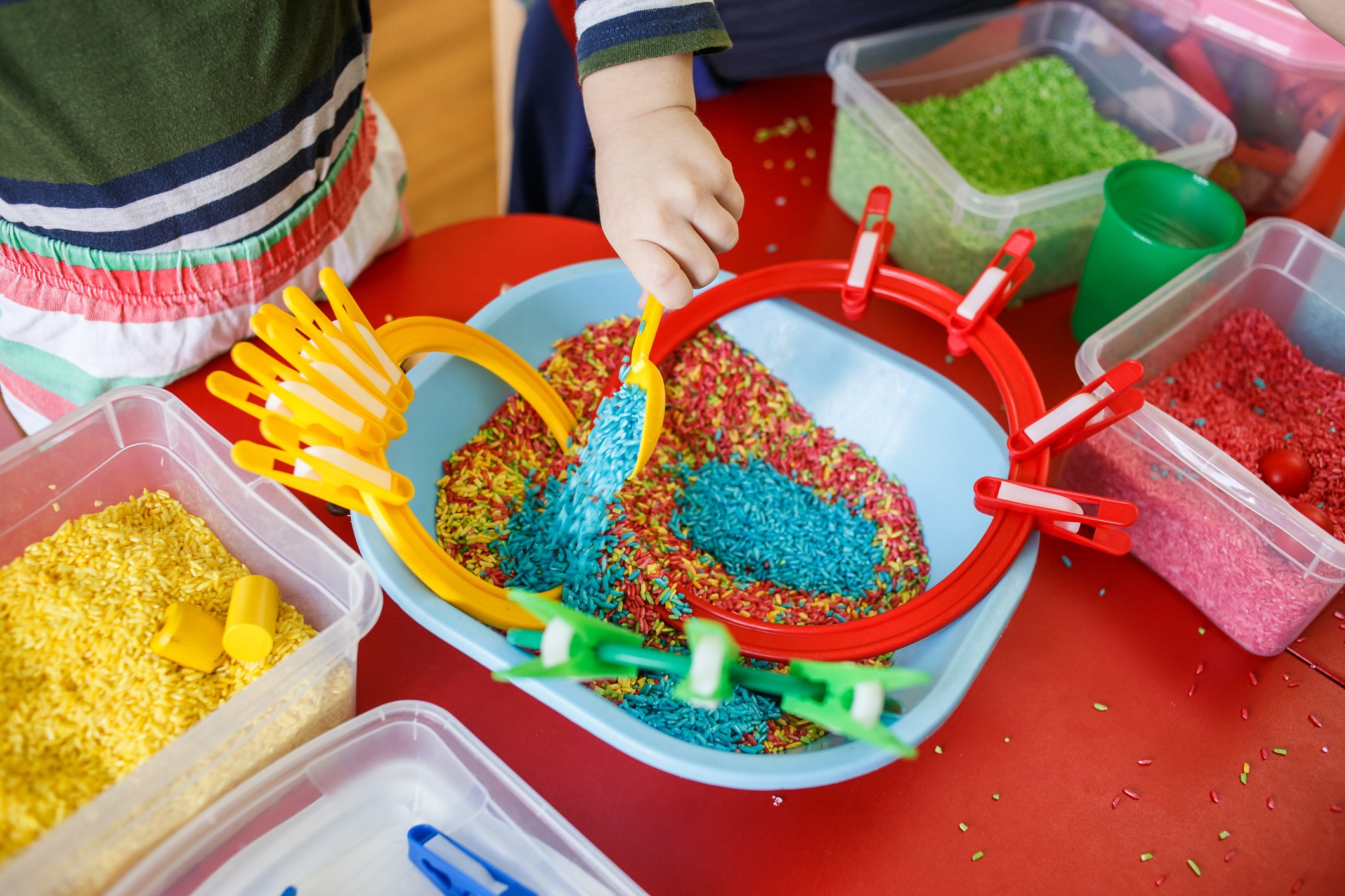 A Guide to Sensory Play: What is it, Importance & Benefits