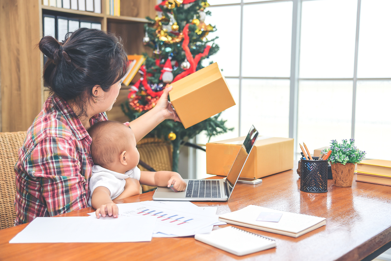 Juggling Work and Family: Strategies for Parents During the Holiday Season